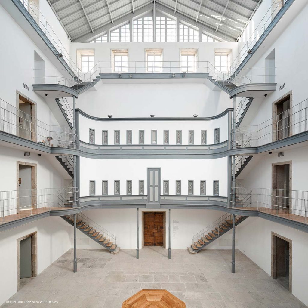 Edificio Vello Cárcere. Rehabilitación de la antigua cárcel de Lugo ...
