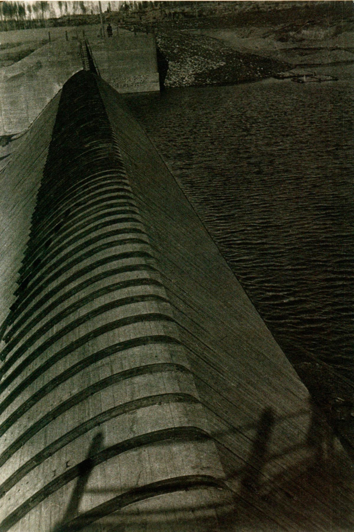 Belomor, el canal que transformó el arte soviético | Jelena ...