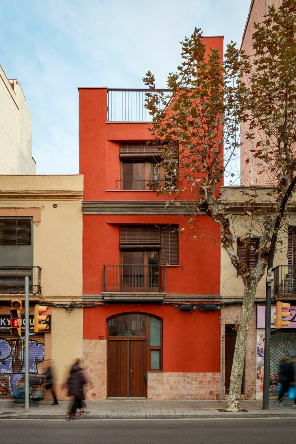 Pantera House. Renovación de una vivienda entremedianeras | MA+SA ...