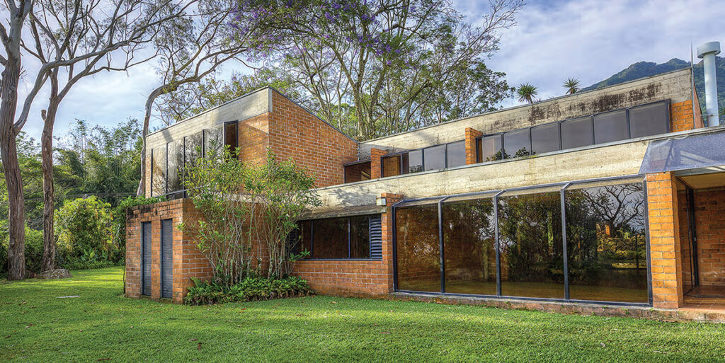 Bruno Stagno: descubriendo la tropicalidad | Luis Alberto Monge Calvo ...