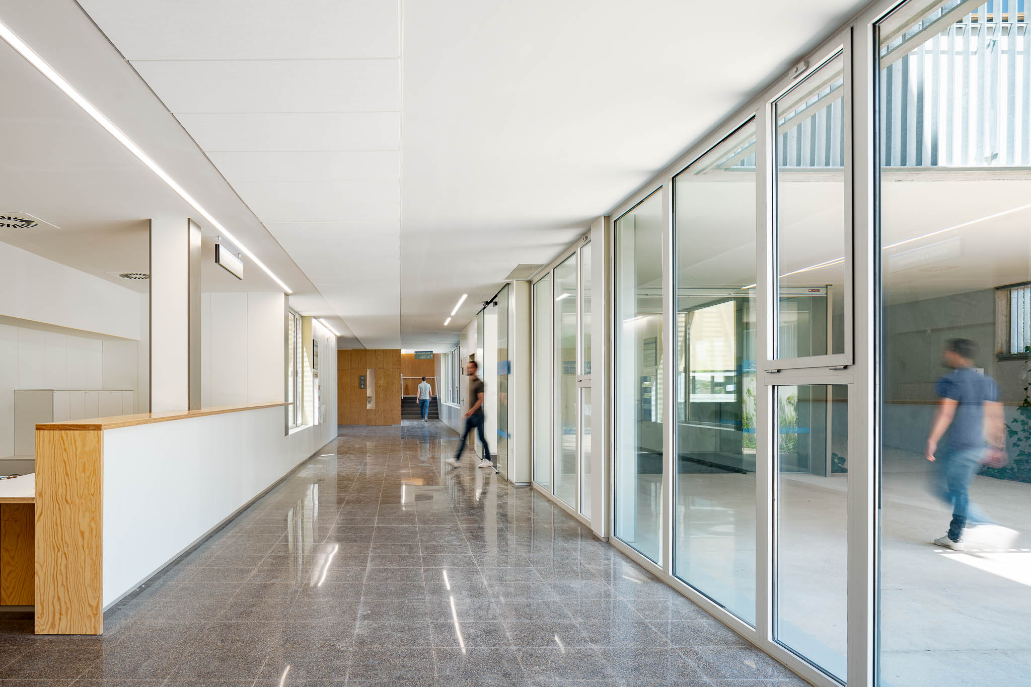 CAP Can Roca a Terrassa | Forgas Arquitectes - veredes