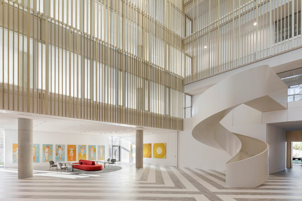 Oficinas DCB Montana | BAX studio - veredes